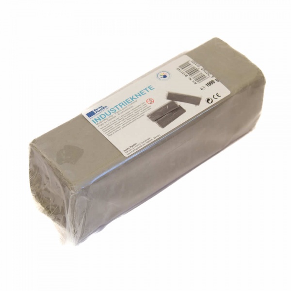 Modelling Materials and Clays